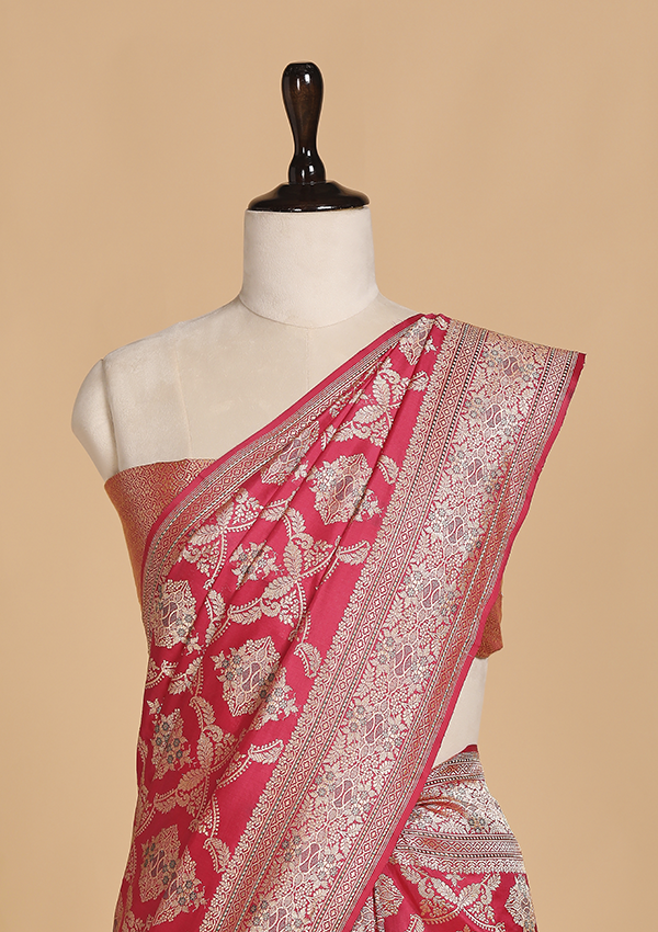 Strawberry Pink Jaal Saree in Silk – Ratanshi Kheraj Sarees Pvt. Ltd.